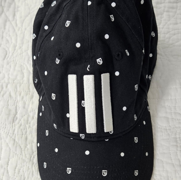 adidas | Accessories | New Adidas Crest Black Golf Hatcap Turnberry ...